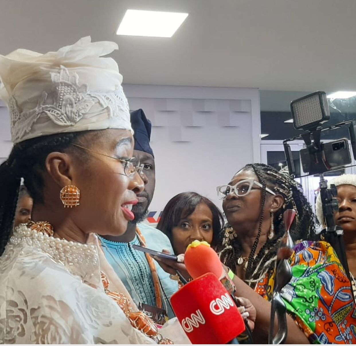 Brazil : Òònì's Queen African Fashion Week Breaks European Dominance ...